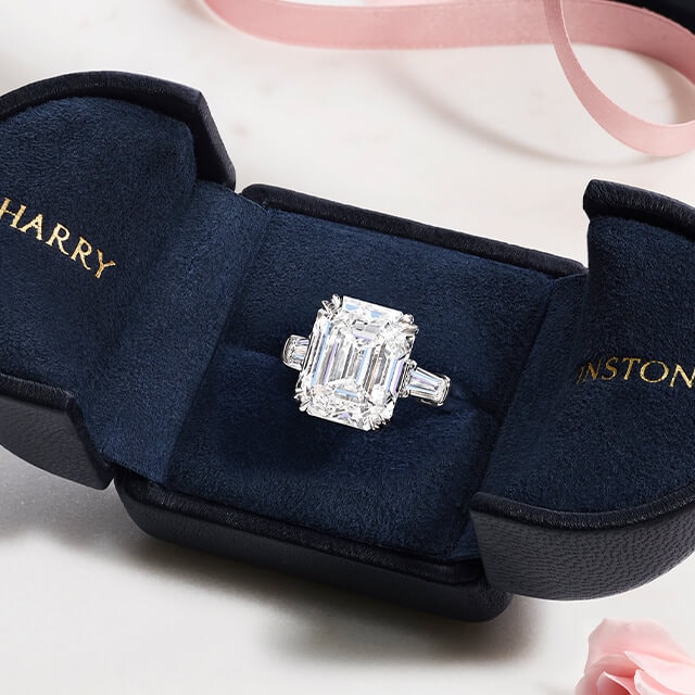 Diamond Jewelry & Luxury Watches | Harry Winston