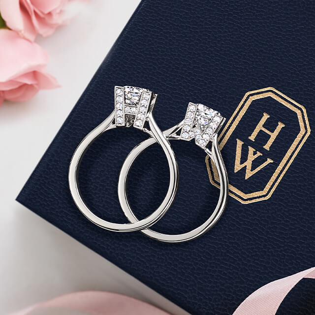 HW Logo订婚钻戒 | Harry Winston